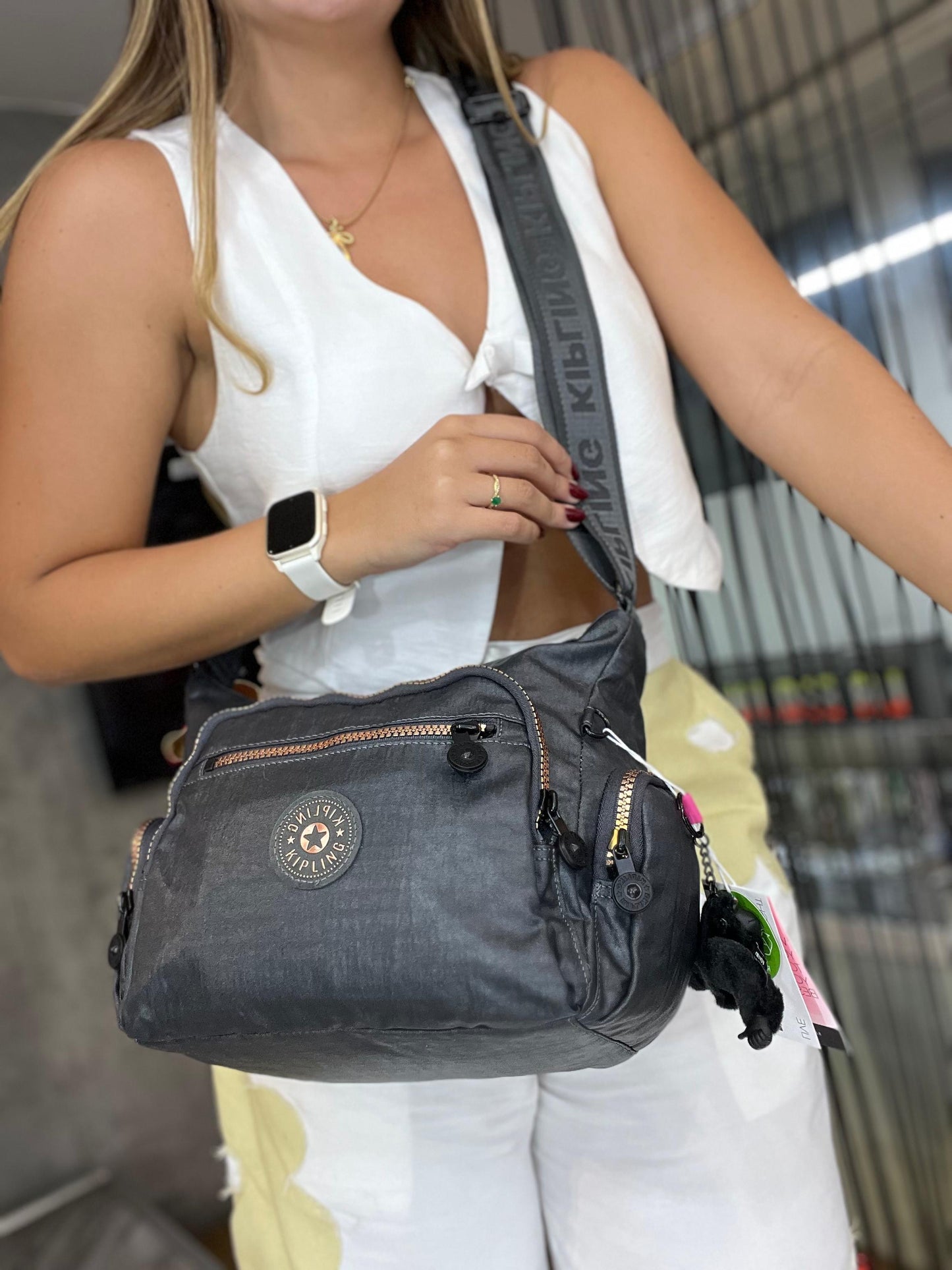 Bolso de Mano Gris Metalizado – SELECTO COLOMBIA